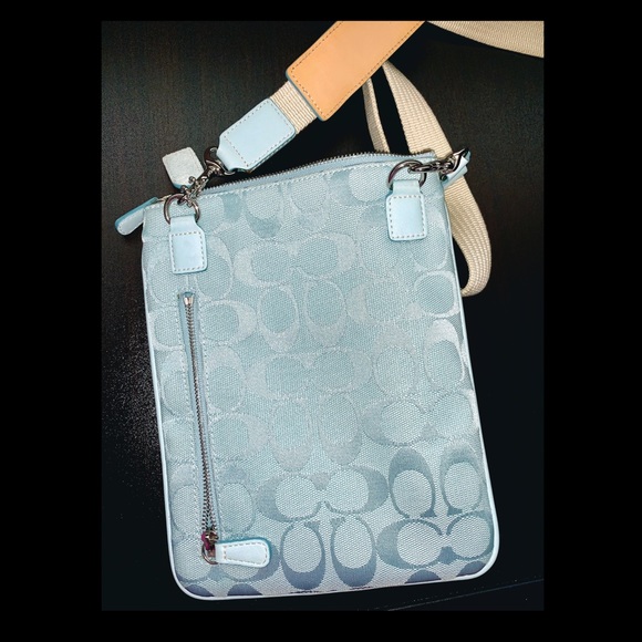 Coach | Bags | Coach Signature C Crossbody | Poshmark
